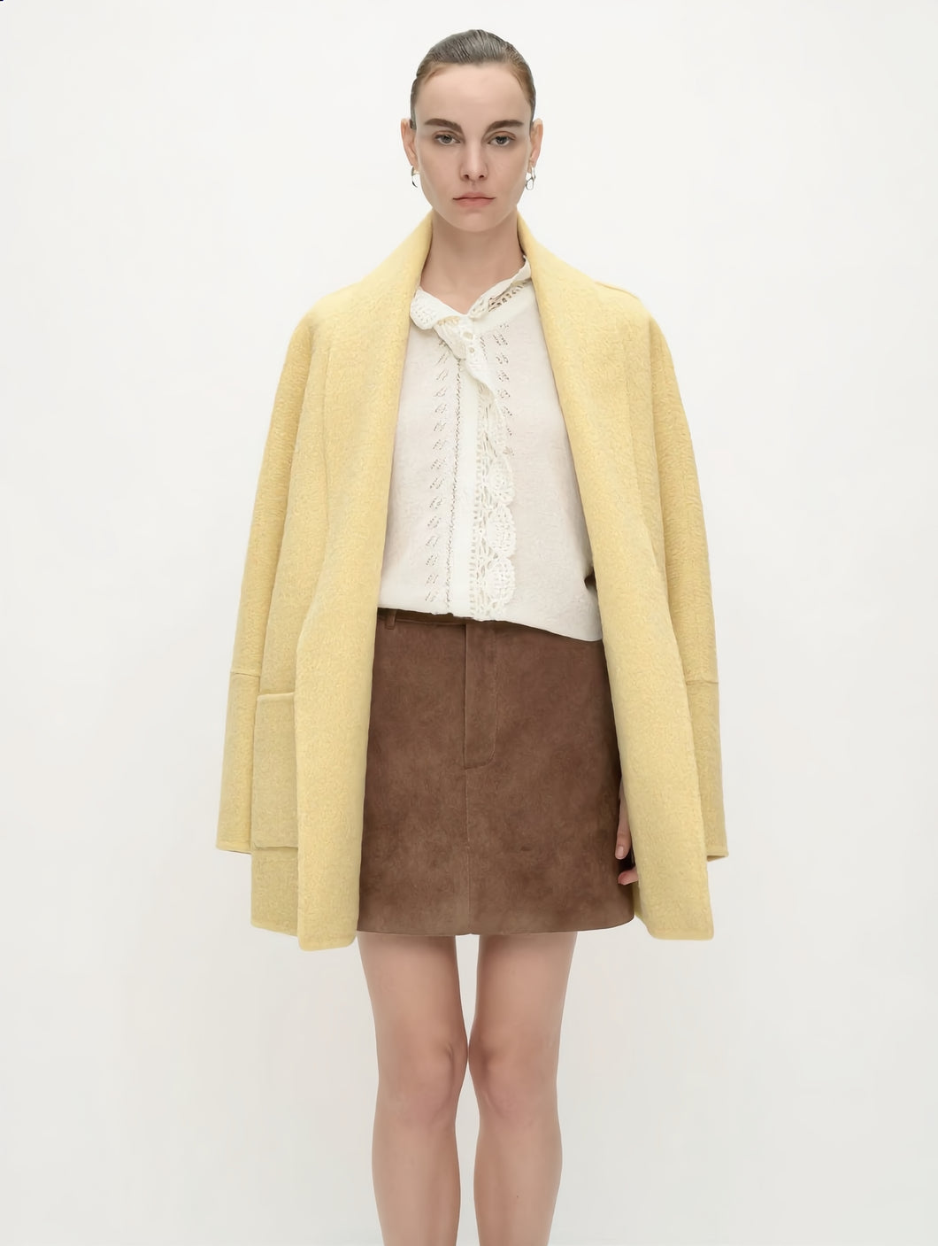 MCLAURA 雙層羊絨披肩式短版外套 l 淺灰黃 – Annie's collection 安妮的收藏